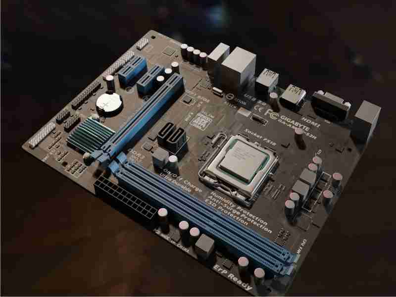 ¿Qué es una Placa base y para que Sirve? Que Piezas la Componen ...